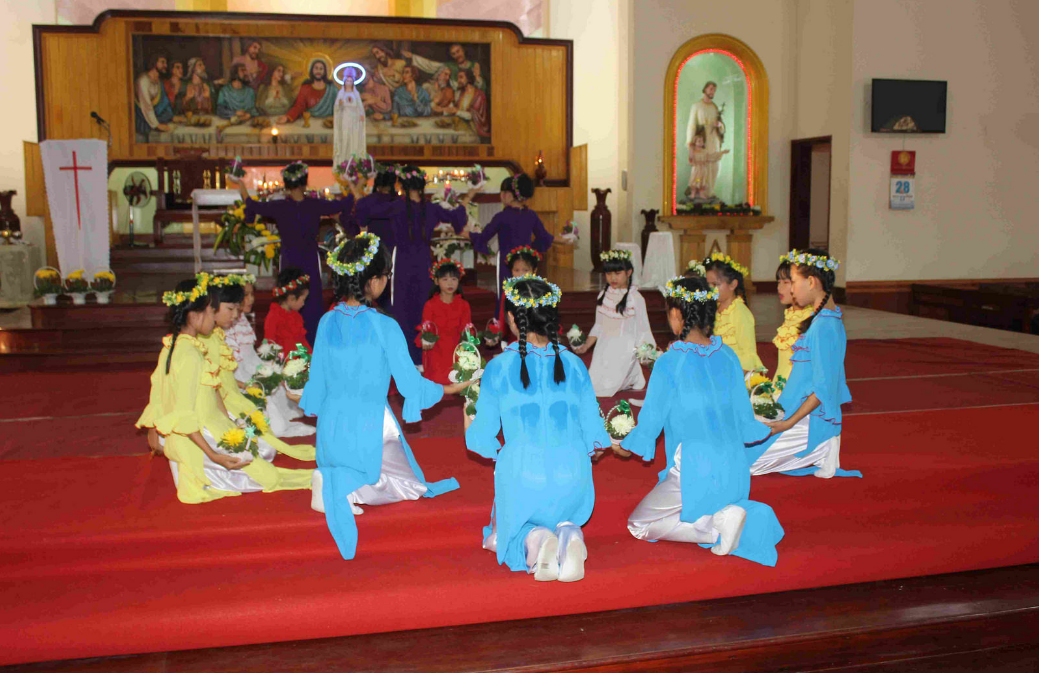 Giáo xứ Phong Cốc bế mạc tháng Hoa dâng kính Đức Mẹ Maria